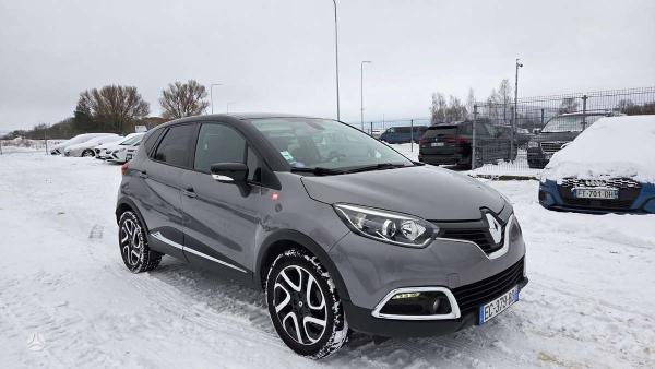 Pelēks Renault Captur 2016 Tauragė, ar dzinēja tilpumu 1.20 L un nobraukumu 86 tūkst. km par 8100 €, foto 3 vietnē AUTOMOTO.COM.LV
