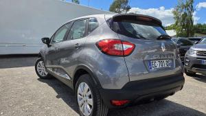 Grey Renault Captur 2016 in Taurage, with an engine capacity of 0.90 L and mileage of 180 thousand km for 5600 €, photo 7 on AUTOMOTO.COM.LV