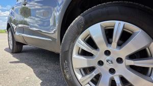 Grey Renault Captur 2016 in Taurage, with an engine capacity of 0.90 L and mileage of 180 thousand km for 5600 €, photo 11 on AUTOMOTO.COM.LV