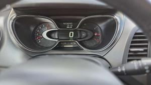 Grey Renault Captur 2016 in Taurage, with an engine capacity of 0.90 L and mileage of 180 thousand km for 5600 €, photo 22 on AUTOMOTO.COM.LV