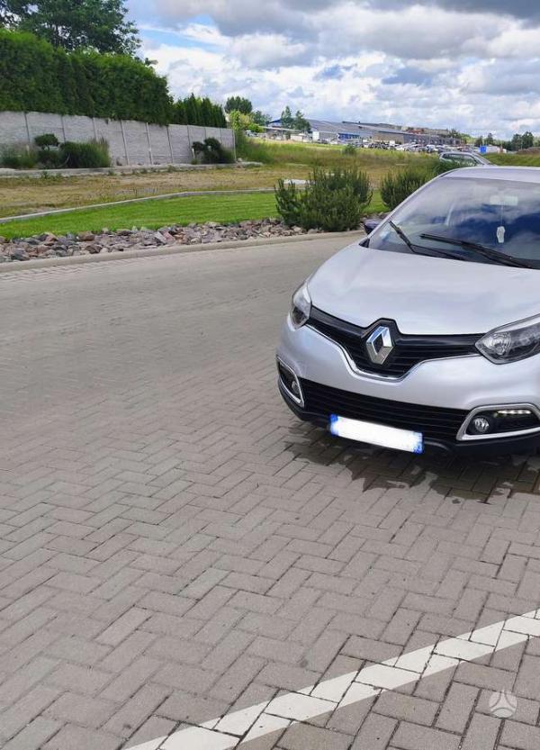 Grey Renault Captur 2016 in Taurage, with an engine capacity of 1.46 L and mileage of 84 thousand km for 6600 €, photo 2 on AUTOMOTO.COM.LV