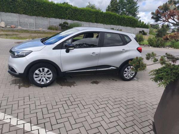 Grey Renault Captur 2016 in Taurage, with an engine capacity of 1.46 L and mileage of 84 thousand km for 6600 €, photo 3 on AUTOMOTO.COM.LV
