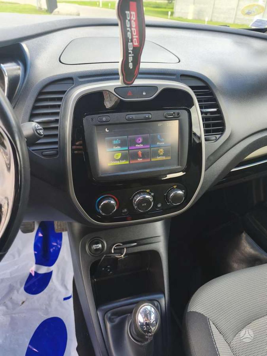 Pelēks Renault Captur 2016 Tauragė, ar dzinēja tilpumu 1.46 L un nobraukumu 84 tūkst. km par 6600 €, foto 12 vietnē AUTOMOTO.COM.LV