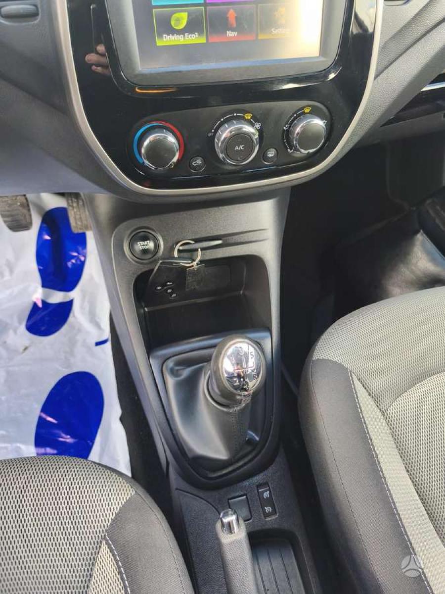 Pelēks Renault Captur 2016 Tauragė, ar dzinēja tilpumu 1.46 L un nobraukumu 84 tūkst. km par 6600 €, foto 13 vietnē AUTOMOTO.COM.LV