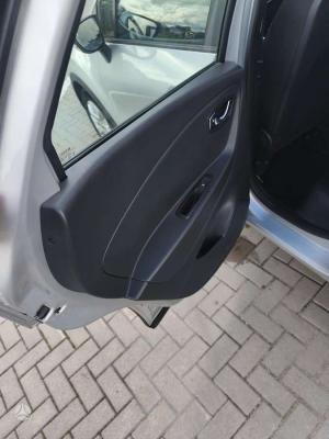 Pelēks Renault Captur 2016 Tauragė, ar dzinēja tilpumu 1.46 L un nobraukumu 84 tūkst. km par 6600 €, foto 15 vietnē AUTOMOTO.COM.LV