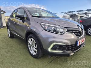 Grey Renault Captur 2017 in Liepaja, with an engine capacity of 1.50 L and mileage of 168 thousand km for 7800 €, photo 4 on AUTOMOTO.COM.LV