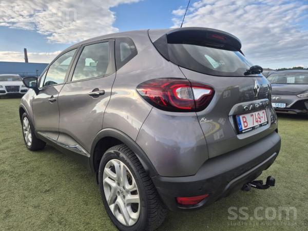 Grey Renault Captur 2017 in Liepaja, with an engine capacity of 1.50 L and mileage of 168 thousand km for 8200 €, photo 8 on AUTOMOTO.COM.LV