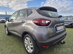 Grey Renault Captur 2017 in Liepaja, with an engine capacity of 1.50 L and mileage of 168 thousand km for 7800 €, photo 8 on AUTOMOTO.COM.LV