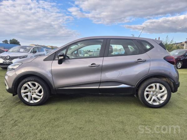 Grey Renault Captur 2017 in Liepaja, with an engine capacity of 1.50 L and mileage of 168 thousand km for 8200 €, photo 9 on AUTOMOTO.COM.LV