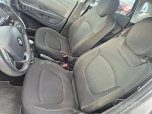 Grey Renault Captur 2017 in Liepaja, with an engine capacity of 1.50 L and mileage of 168 thousand km for 7800 €, photo 13 on AUTOMOTO.COM.LV