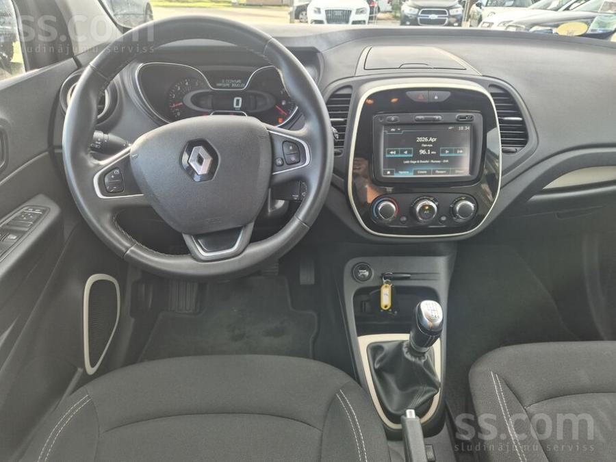 Grey Renault Captur 2017 in Liepaja, with an engine capacity of 1.50 L and mileage of 168 thousand km for 7800 €, photo 19 on AUTOMOTO.COM.LV