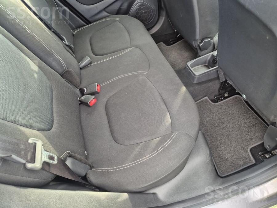 Grey Renault Captur 2017 in Liepaja, with an engine capacity of 1.50 L and mileage of 168 thousand km for 7800 €, photo 21 on AUTOMOTO.COM.LV
