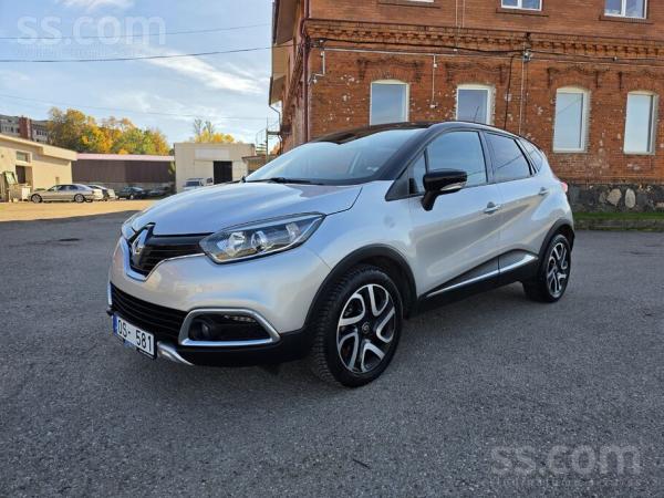 Grey Renault Captur 2017 in Rezekne, with an engine capacity of 1.50 L and mileage of 0 thousand km for 9450 €, photo 4 on AUTOMOTO.COM.LV