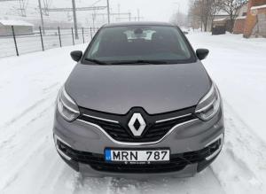 Grey Renault Captur 2019 in Siauliai, with an engine capacity of 1.20 L and mileage of 52 thousand km for 12400 €, photo 2 on AUTOMOTO.COM.LV