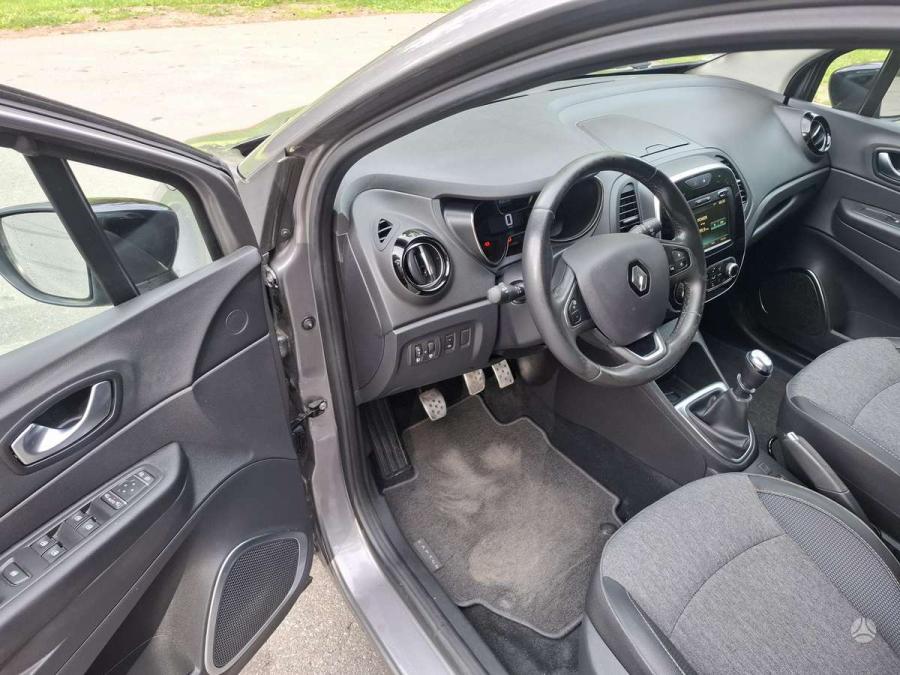 Pelēks Renault Captur 2019 Anykščiai, ar dzinēja tilpumu 1.33 L un nobraukumu 61 tūkst. km par 9599 €, foto 10 vietnē AUTOMOTO.COM.LV