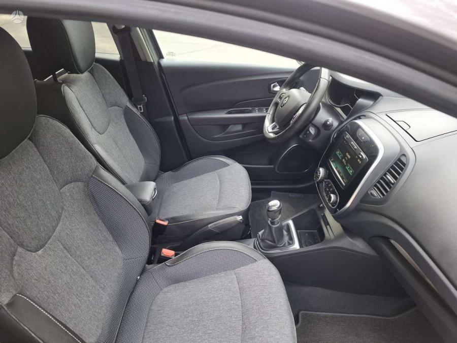 Pelēks Renault Captur 2019 Anykščiai, ar dzinēja tilpumu 1.33 L un nobraukumu 61 tūkst. km par 9599 €, foto 12 vietnē AUTOMOTO.COM.LV