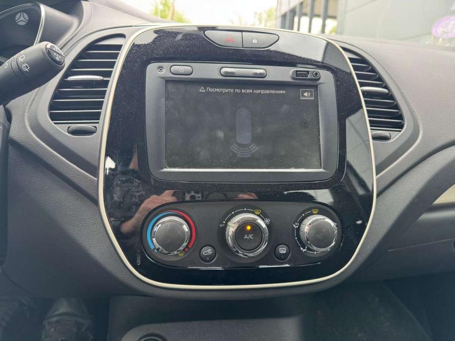Pelēks Renault Captur 2019 Viļņa, ar dzinēja tilpumu 0.90 L un nobraukumu 170 tūkst. km par 6700 €, foto 16 vietnē AUTOMOTO.COM.LV