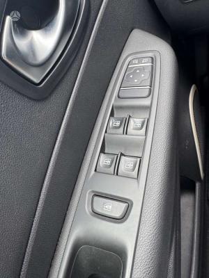 Pelēks Renault Captur 2019 Viļņa, ar dzinēja tilpumu 0.90 L un nobraukumu 170 tūkst. km par 6700 €, foto 24 vietnē AUTOMOTO.COM.LV