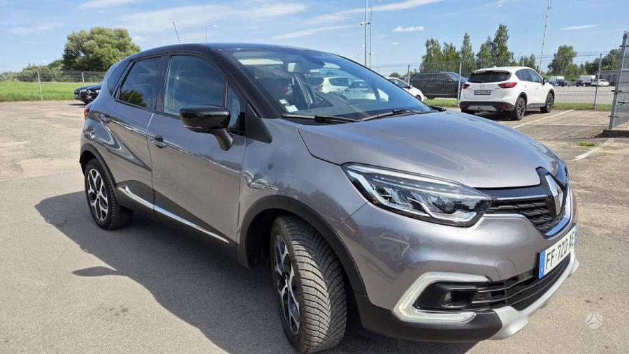 Grey Renault Captur 2019 in Taurage, with an engine capacity of 1.33 L and mileage of 123 thousand km for 9100 €, photo 5 on AUTOMOTO.COM.LV
