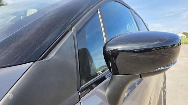 Grey Renault Captur 2019 in Taurage, with an engine capacity of 1.33 L and mileage of 123 thousand km for 9100 €, photo 10 on AUTOMOTO.COM.LV