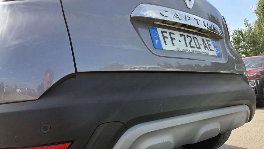 Grey Renault Captur 2019 in Taurage, with an engine capacity of 1.33 L and mileage of 123 thousand km for 9100 €, photo 15 on AUTOMOTO.COM.LV