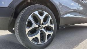 Grey Renault Captur 2019 in Taurage, with an engine capacity of 1.33 L and mileage of 123 thousand km for 9100 €, photo 16 on AUTOMOTO.COM.LV