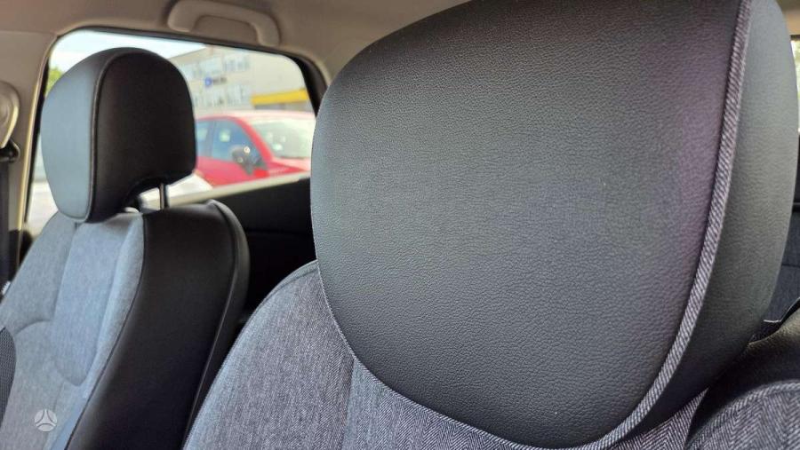 Grey Renault Captur 2019 in Taurage, with an engine capacity of 1.33 L and mileage of 123 thousand km for 9100 €, photo 27 on AUTOMOTO.COM.LV