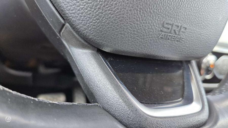 Grey Renault Captur 2019 in Taurage, with an engine capacity of 1.33 L and mileage of 123 thousand km for 9100 €, photo 30 on AUTOMOTO.COM.LV