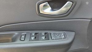 Grey Renault Captur 2019 in Taurage, with an engine capacity of 1.33 L and mileage of 123 thousand km for 9100 €, photo 36 on AUTOMOTO.COM.LV