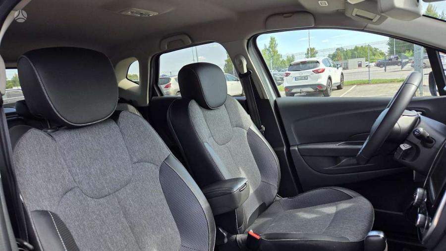 Grey Renault Captur 2019 in Taurage, with an engine capacity of 1.33 L and mileage of 123 thousand km for 9100 €, photo 44 on AUTOMOTO.COM.LV