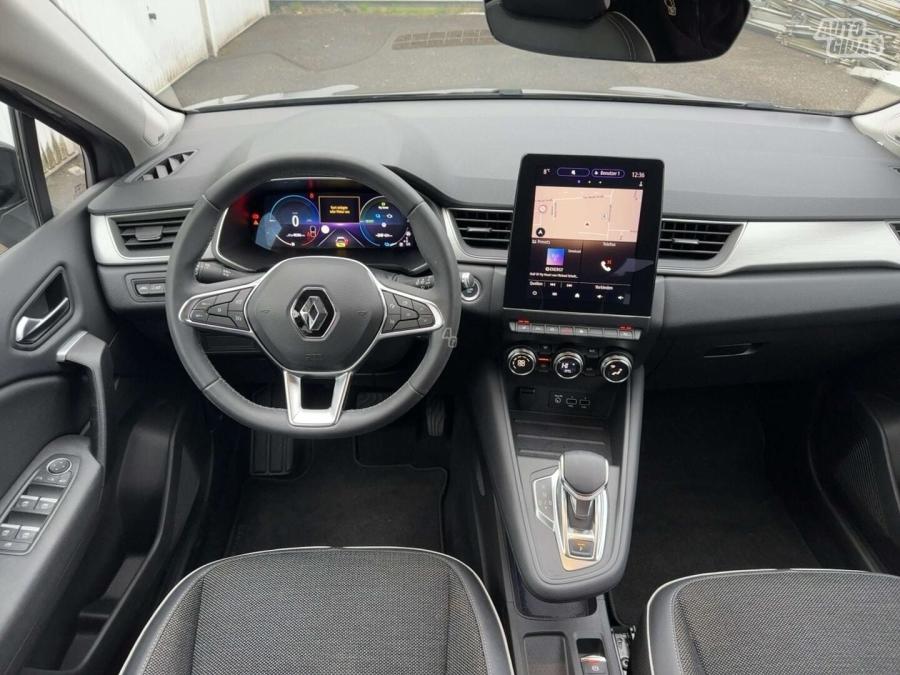 Grey Renault Captur 2021 in Kaunas, with an engine capacity of 1.60 L and mileage of 48 thousand km for 22256 €, photo 7 on AUTOMOTO.COM.LV