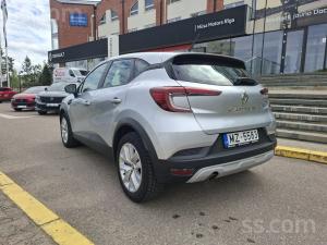 Pelēks Renault Captur 2021 Rīga, ar dzinēja tilpumu 1.00 L un nobraukumu 113 tūkst. km par 10900 €, foto 5 vietnē AUTOMOTO.COM.LV