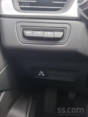 Pelēks Renault Captur 2021 Rīga, ar dzinēja tilpumu 1.00 L un nobraukumu 113 tūkst. km par 10900 €, foto 12 vietnē AUTOMOTO.COM.LV