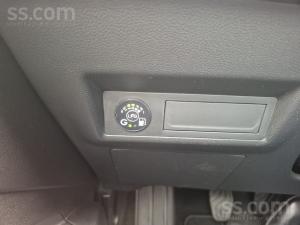 Pelēks Renault Captur 2021 Rīga, ar dzinēja tilpumu 1.00 L un nobraukumu 113 tūkst. km par 10900 €, foto 13 vietnē AUTOMOTO.COM.LV