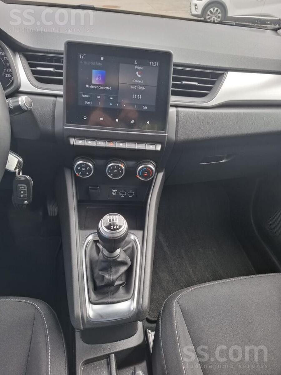 Pelēks Renault Captur 2021 Rīga, ar dzinēja tilpumu 1.00 L un nobraukumu 113 tūkst. km par 10900 €, foto 15 vietnē AUTOMOTO.COM.LV
