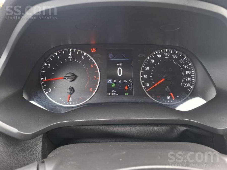 Pelēks Renault Captur 2021 Rīga, ar dzinēja tilpumu 1.00 L un nobraukumu 113 tūkst. km par 10900 €, foto 20 vietnē AUTOMOTO.COM.LV