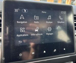 Grey Renault Captur 2021 in Taurage, with an engine capacity of 1.46 L and mileage of 186 thousand km for 9200 €, photo 13 on AUTOMOTO.COM.LV