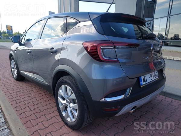 Grey Renault Captur 2021 in Daugavpils, with an engine capacity of 1.30 L and mileage of 36 thousand km for 17000 €, photo 6 on AUTOMOTO.COM.LV