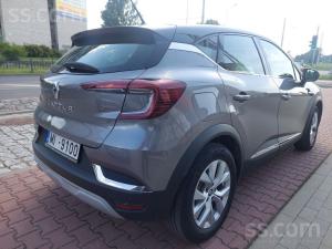 Grey Renault Captur 2021 in Daugavpils, with an engine capacity of 1.30 L and mileage of 36 thousand km for 17000 €, photo 5 on AUTOMOTO.COM.LV