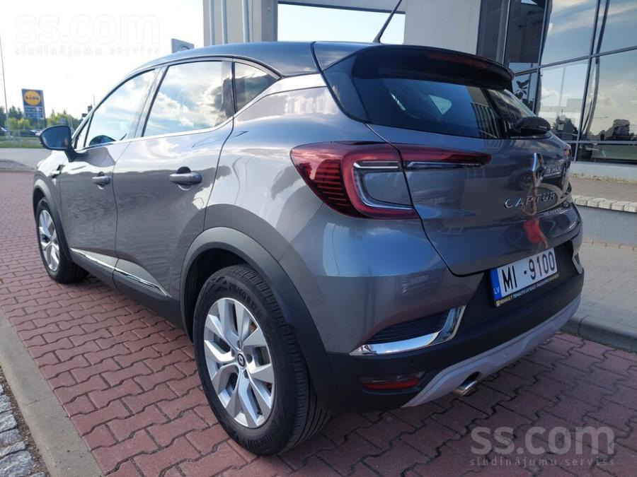 Grey Renault Captur 2021 in Daugavpils, with an engine capacity of 1.30 L and mileage of 36 thousand km for 17000 €, photo 7 on AUTOMOTO.COM.LV