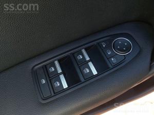 Grey Renault Captur 2021 in Daugavpils, with an engine capacity of 1.30 L and mileage of 36 thousand km for 17000 €, photo 12 on AUTOMOTO.COM.LV
