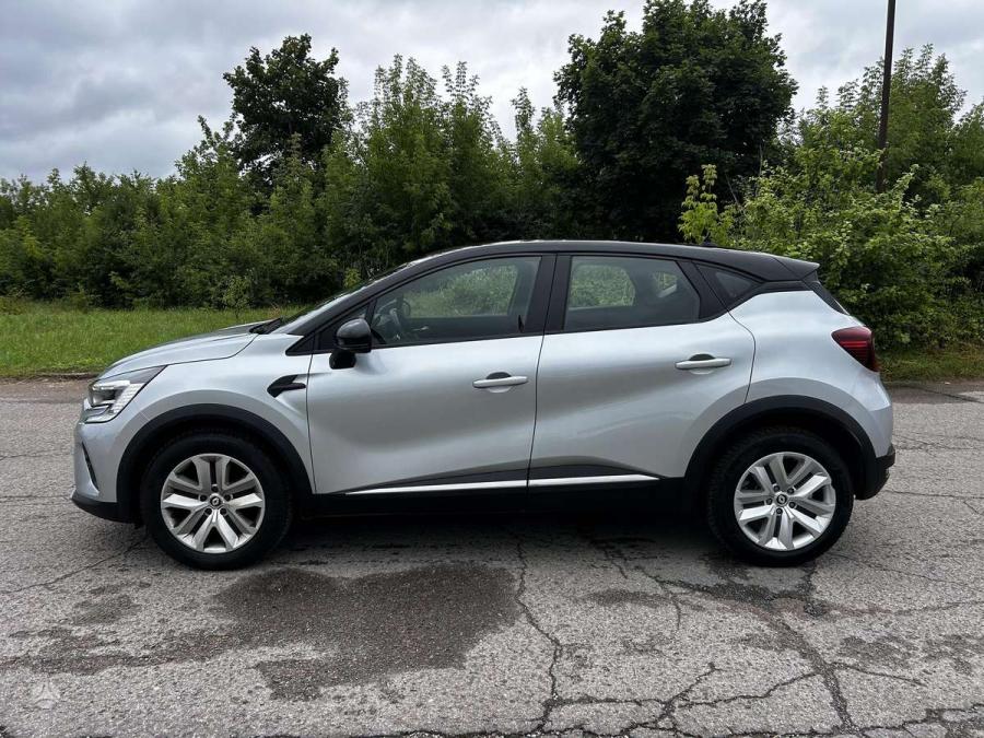 Grey Renault Captur 2021 in Panevezys, with an engine capacity of 1.46 L and mileage of 240 thousand km for 9790 €, photo 5 on AUTOMOTO.COM.LV