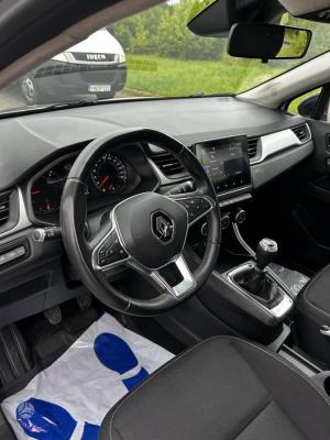 Grey Renault Captur 2021 in Panevezys, with an engine capacity of 1.46 L and mileage of 240 thousand km for 9790 €, photo 14 on AUTOMOTO.COM.LV