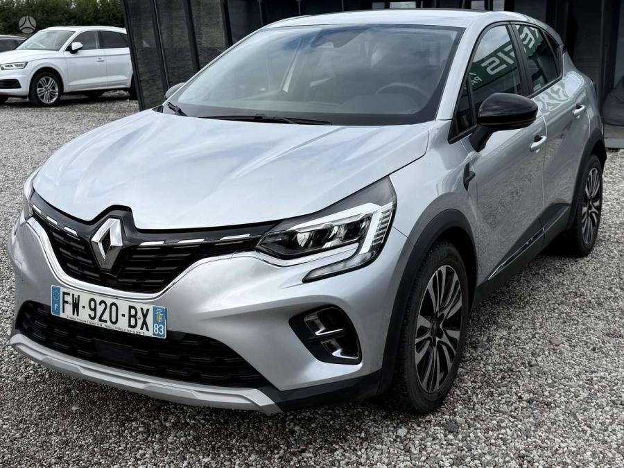 Grey Renault Captur 2021 in Kretinga, with an engine capacity of 1.46 L and mileage of 26 thousand km for 13999 €, photo 4 on AUTOMOTO.COM.LV