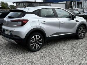 Grey Renault Captur 2021 in Kretinga, with an engine capacity of 1.46 L and mileage of 26 thousand km for 13999 €, photo 11 on AUTOMOTO.COM.LV