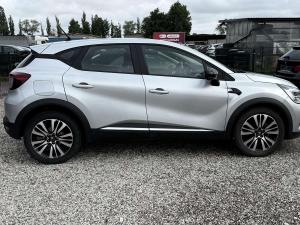 Grey Renault Captur 2021 in Kretinga, with an engine capacity of 1.46 L and mileage of 26 thousand km for 13999 €, photo 12 on AUTOMOTO.COM.LV