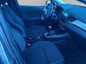 Grey Renault Captur 2021 in Taurage, with an engine capacity of 1.00 L and mileage of 52 thousand km for 9600 €, photo 17 on AUTOMOTO.COM.LV