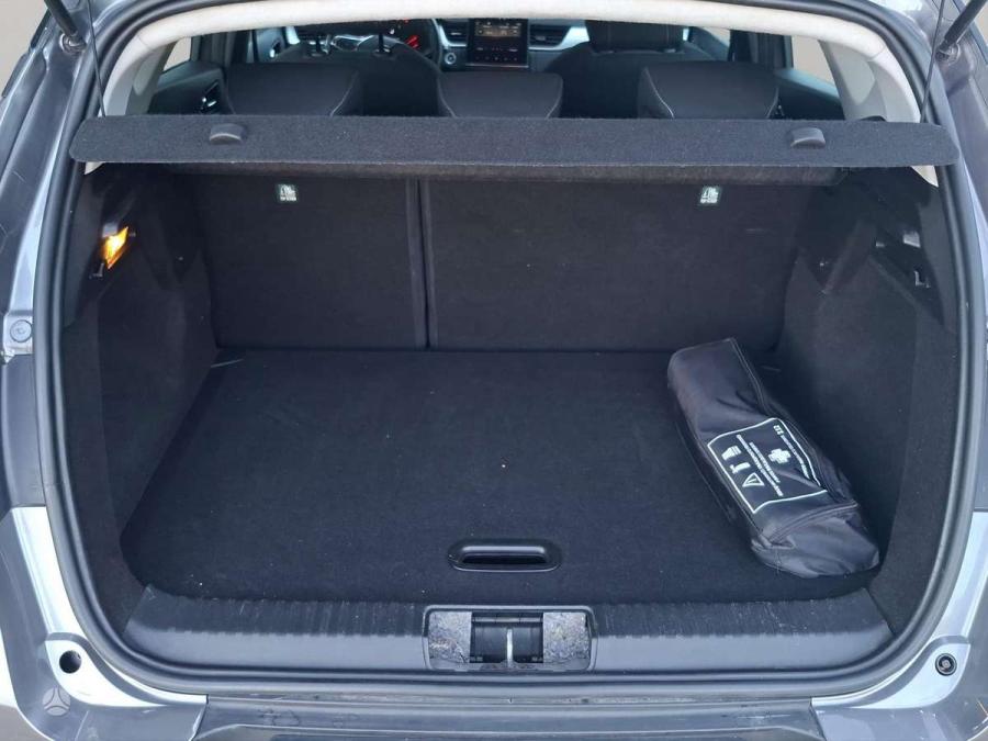Grey Renault Captur 2021 in Taurage, with an engine capacity of 1.00 L and mileage of 52 thousand km for 9600 €, photo 21 on AUTOMOTO.COM.LV