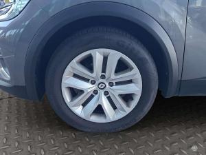 Grey Renault Captur 2021 in Taurage, with an engine capacity of 1.00 L and mileage of 52 thousand km for 9600 €, photo 26 on AUTOMOTO.COM.LV