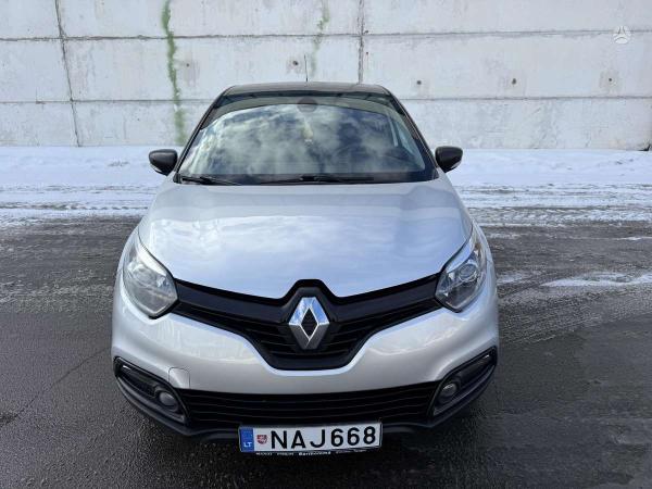 Grey Renault Captur 2013 in Vilnius, with an engine capacity of 1.20 L and mileage of 153 thousand km for 5500 €, photo 2 on AUTOMOTO.COM.LV